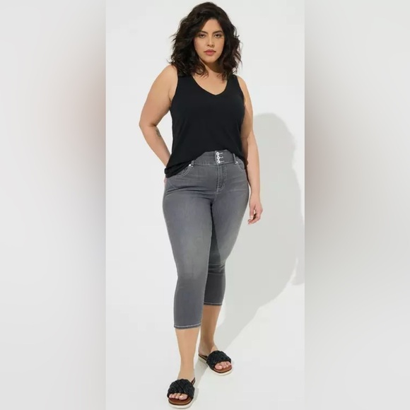 torrid | Jeans | New With Tag Crop Skinny Jegging Super Soft Highrise ...